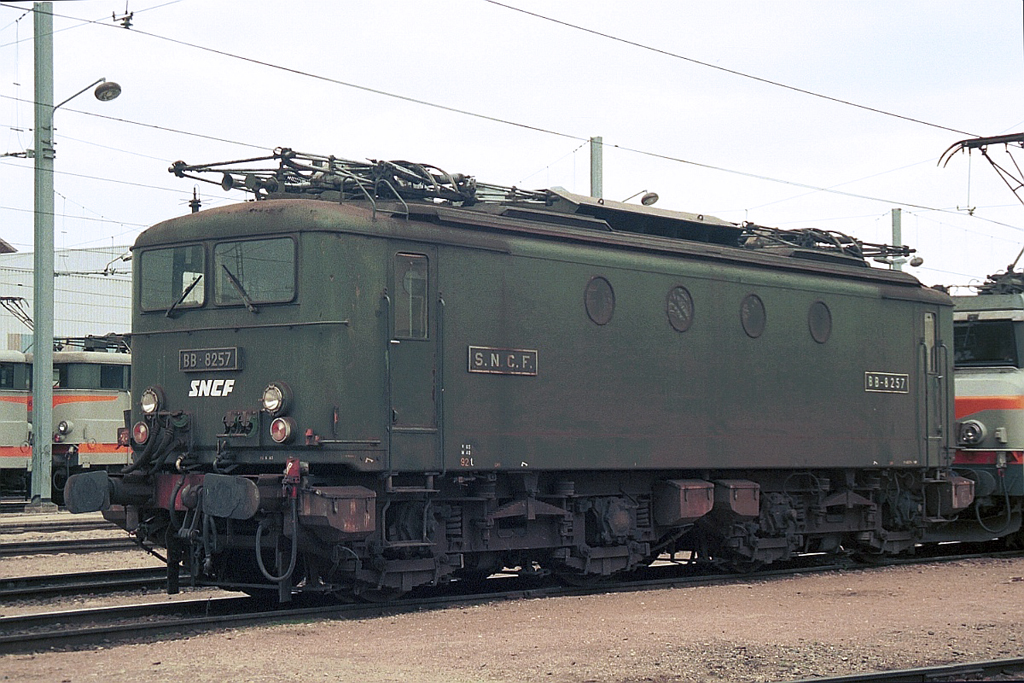 BB 8257, Paris Sud-Ouest (75)